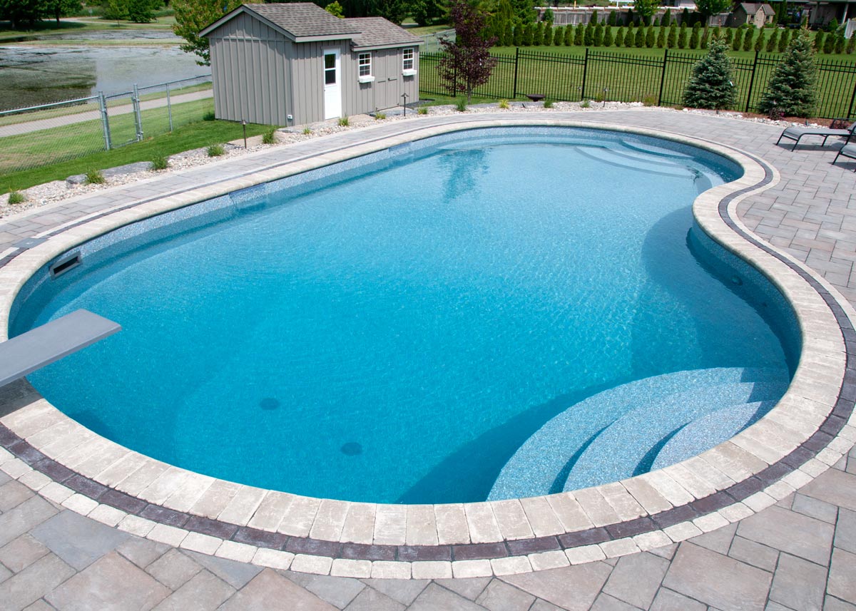 Celebrity - Latham Pools - CA
