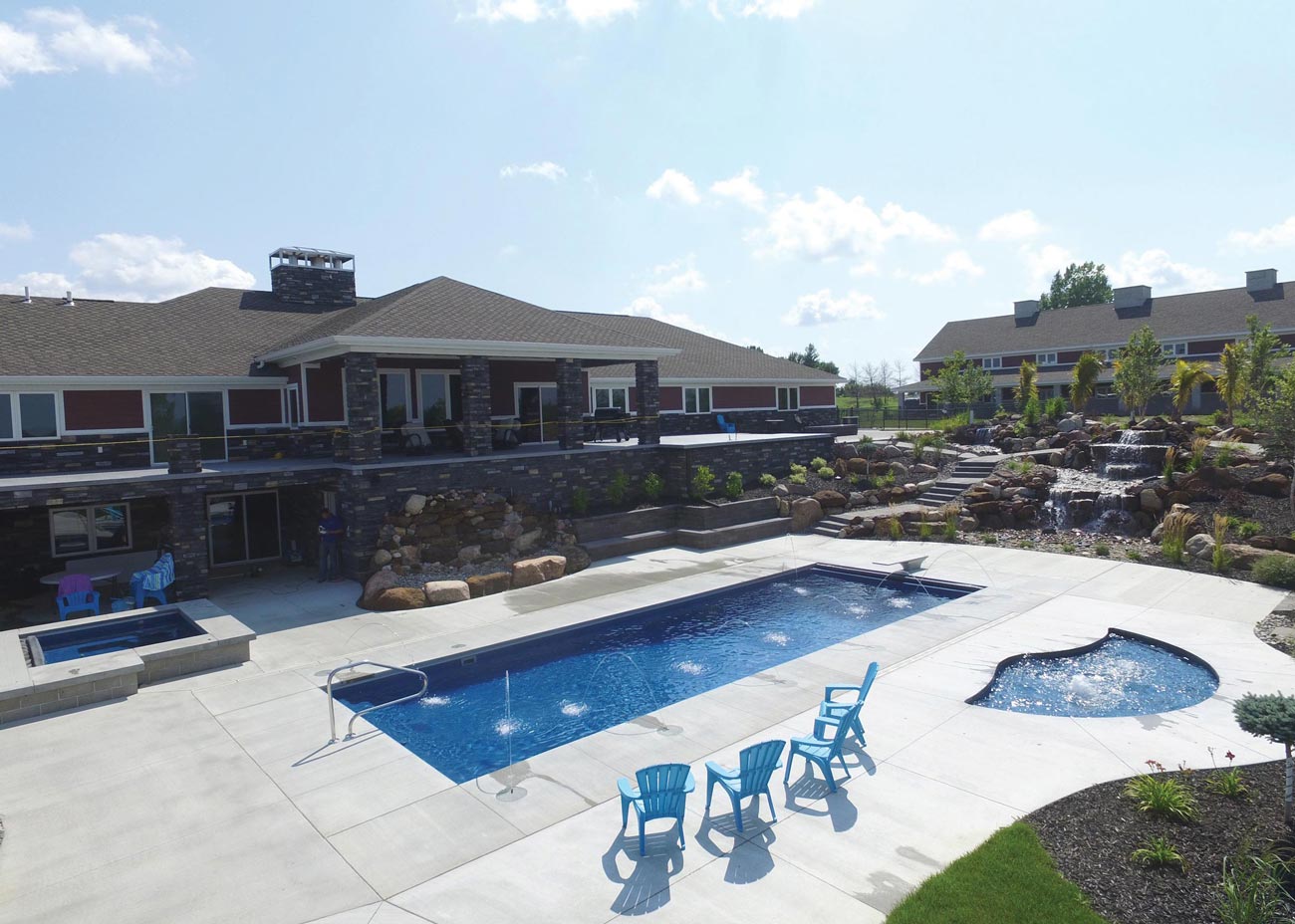 Monaco 16' x 40' Pool | Latham Pool