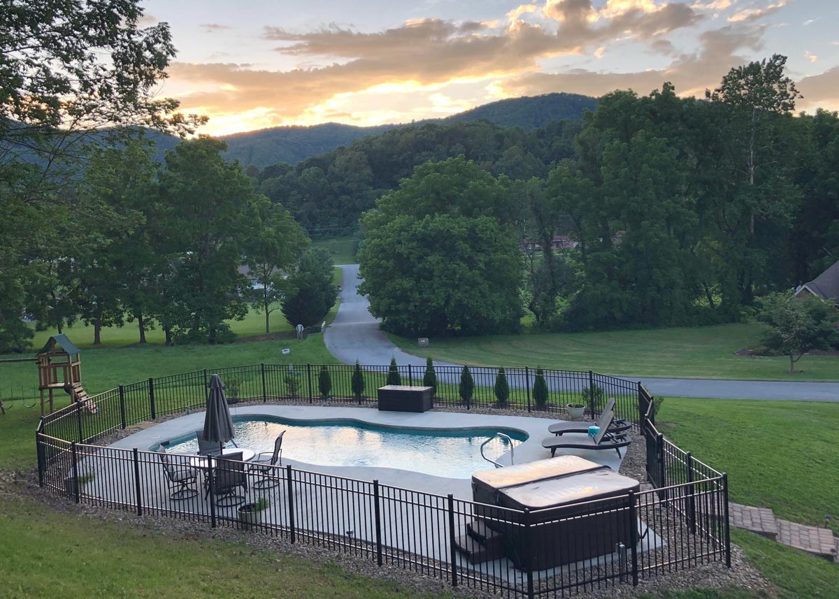 Java - Latham Pools - CA