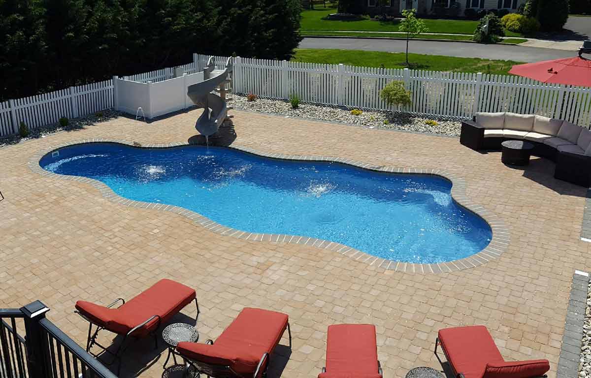 Caribbean 16' x 40' Model Pool | Latham Pool