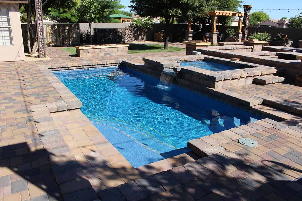 Olympia 12, 12' x 26' Model Pool | Latham Pool