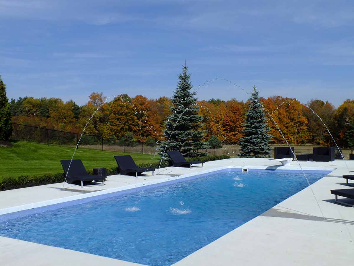 Monaco 16' x 40' Pool | Latham Pool
