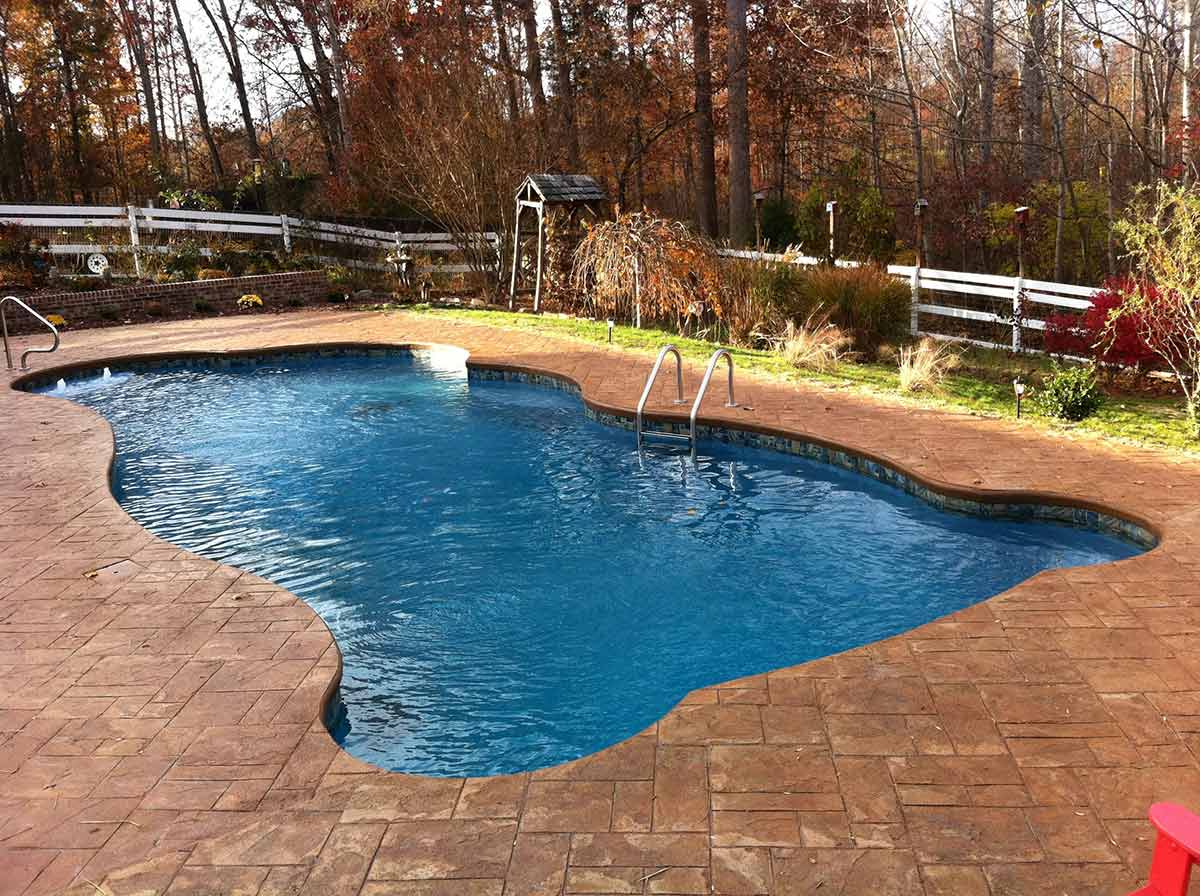 Synergy - Latham Pools - CA