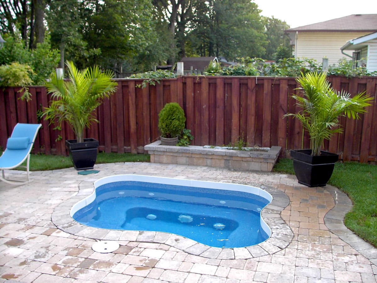 Regal - Latham Pools - CA