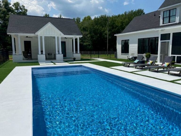 Sapphire Blue - Latham Pools - CA