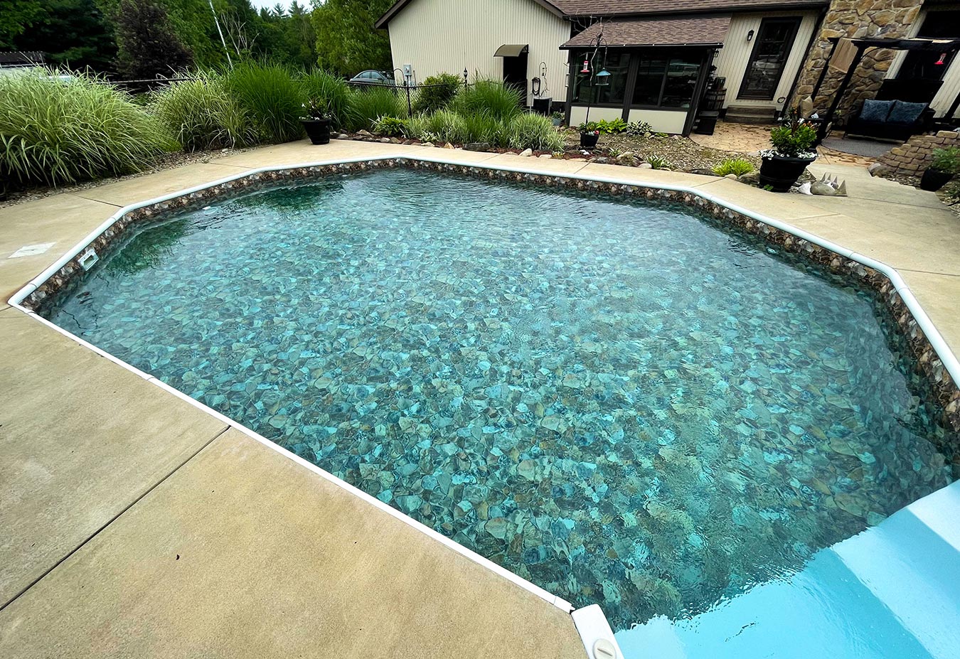 Flagstone Tan - Latham Pools - CA